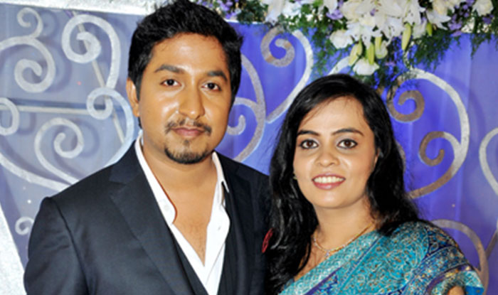 Malayalam star Vineeth Sreenivasan and Divya welcome their baby boy ...