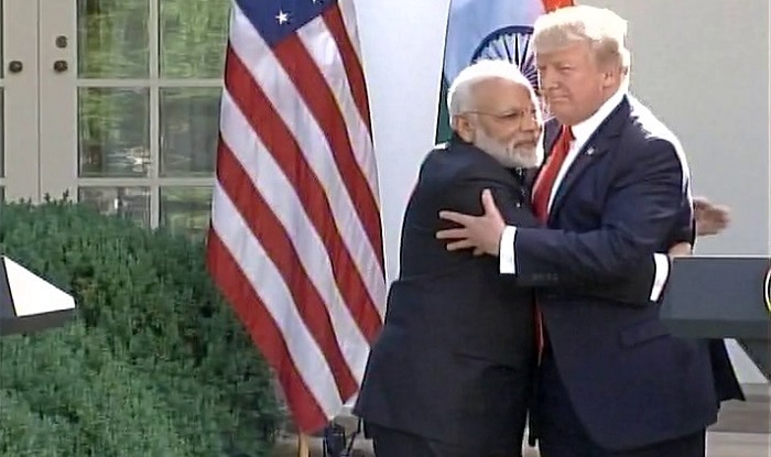 Modi-Trump Hug Video: Watch PM Narendra Modi and US President Donald ...