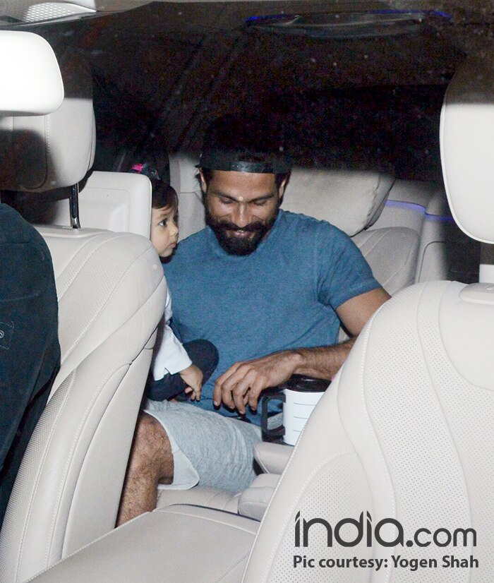 Pictures Of Shahid Kapoor Meeting Misha And Saif Ali Khan Leaving With ...