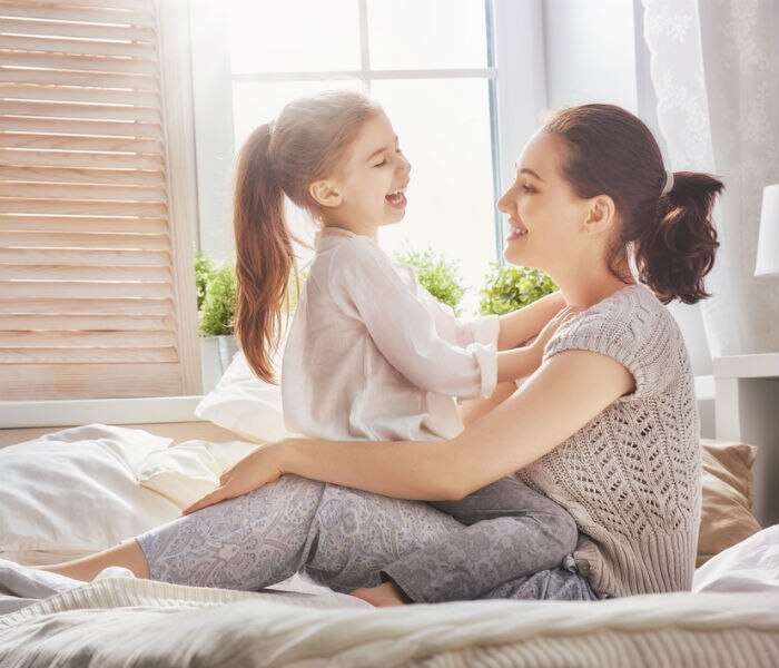 5 Reasons Why Hugging Children More Often Is Good For Them | India.com