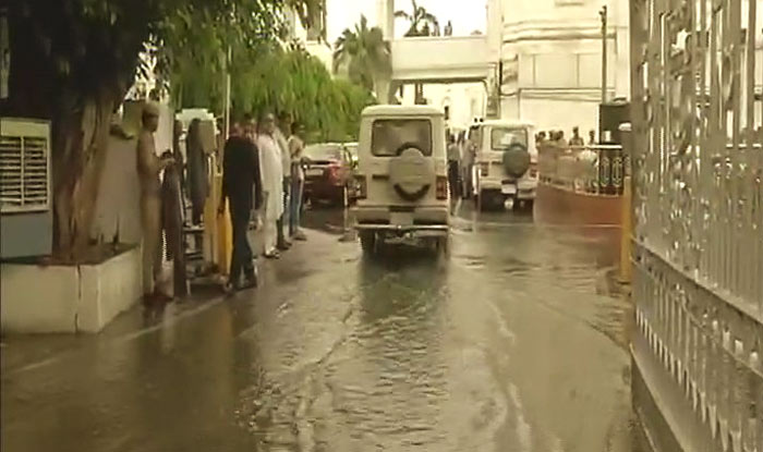 Uttar Pradesh Assembly Waterlogged After Heavy Rains in Lucknow | India.com