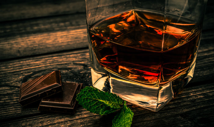 This DIY Chocolate and Whisky Face Mask Will Brighten Your Complexion ...