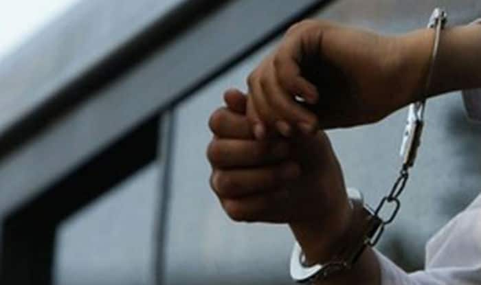 Nagpur: CBI arrest Revenue Service officer for taking bribe | नागपुर ...