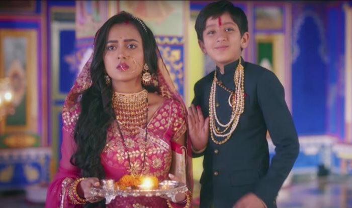 Pehredaar Piya Ki Hits Another Level Of Bizarre As Diya And 10-Year-Old ...