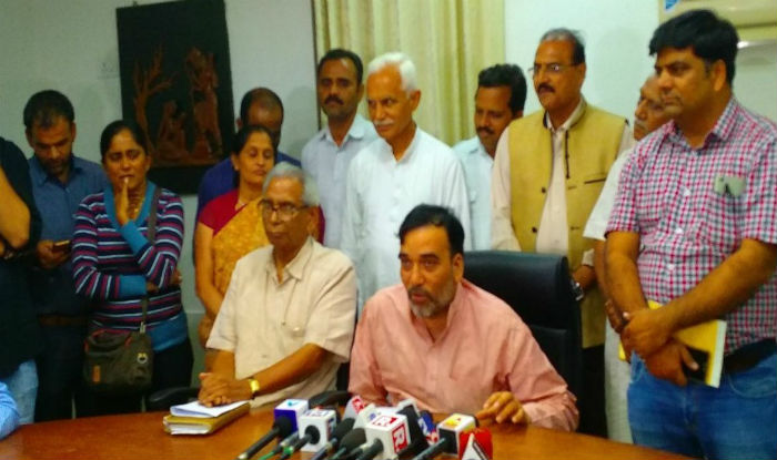 AAP Takes ‘Sankalp’ to Contest Gujarat Elections With a Criteria of 3 C ...