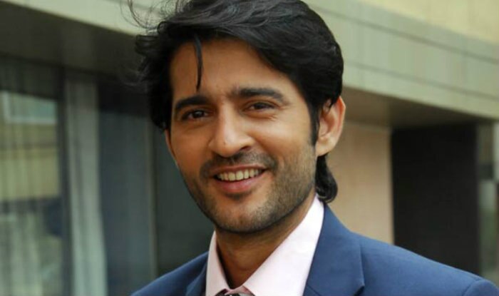 Bigg Boss 11 Fame Hiten Tejwani to Star in Karan Johar’s Kalank ...