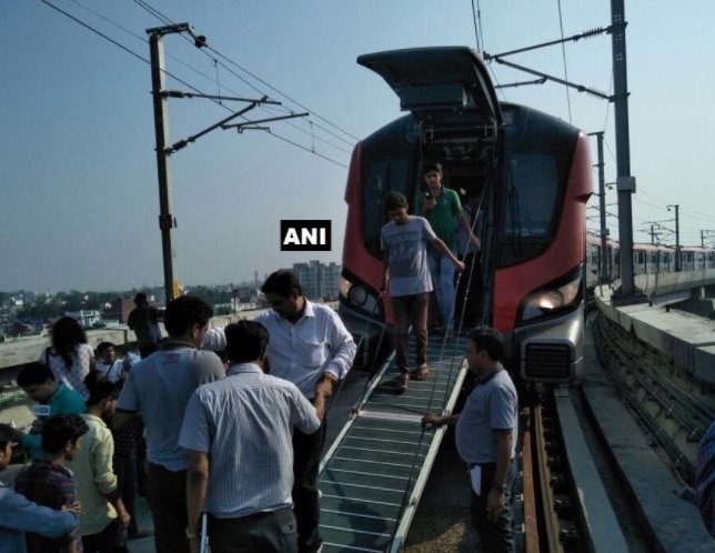 Lucknow Metro Train Breaks Down on First Day, Towed Away by Another ...
