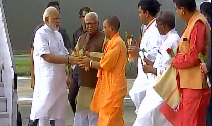 Narendra Modi in Varanasi News Updates: PM Modi Lands in Varanasi For ...