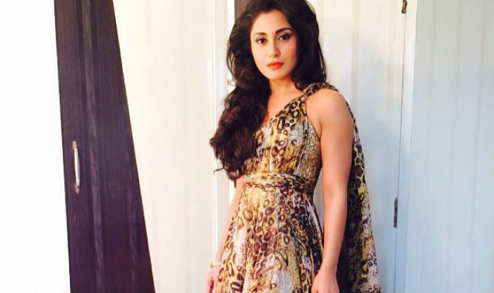 Happy Birthday Rimi Sen: 5 Times the Bong Beauty Rocked Thigh High ...