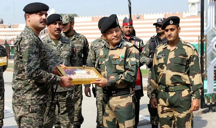 BSF Exchanges Diwali Sweets, Pleasantries With Pakistan Rangers at Zero ...