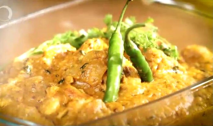 Here’s a Simple Recipe to Make Chicken Do Pyaza | India.com