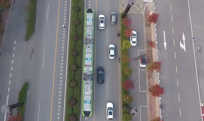 World’s First Smart Train Begins Test Run in China: See Pictures of ...