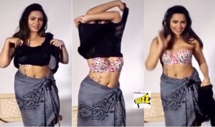 Arshi Khan Stripped Topless For Team India Have You Seen This Racy