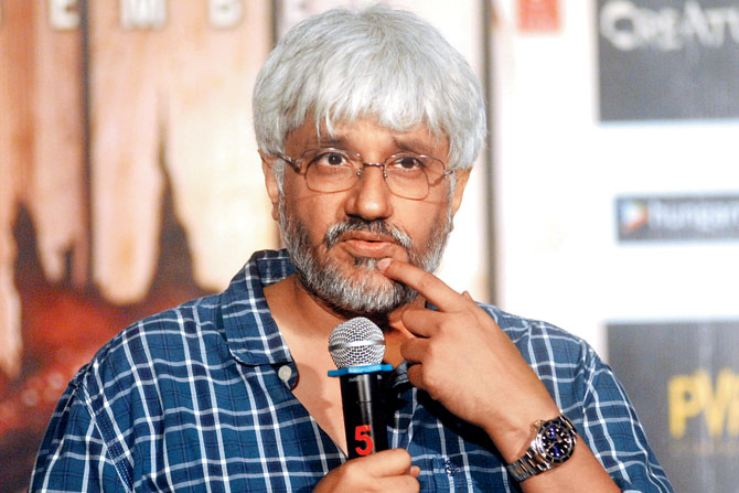 Vikram Bhatt: I Wasn’t Doing John Abraham And Bipasha Basu A Favour By ...