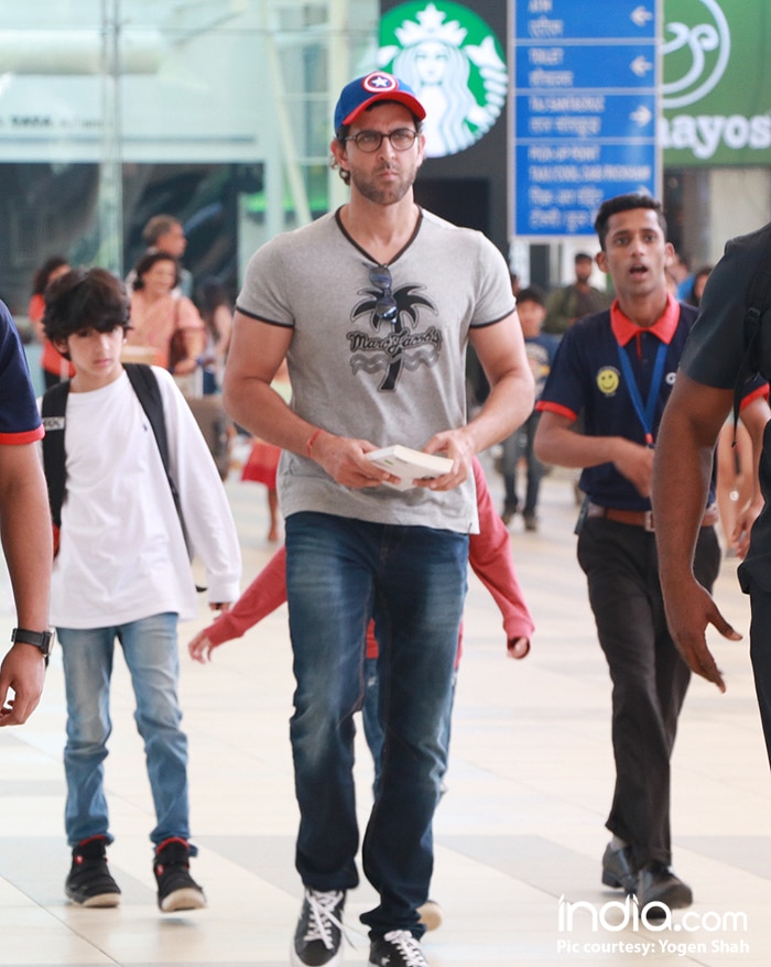 Hrithik Roshan and Sussanne Khan Return From Their Mini Goa Vacay With ...