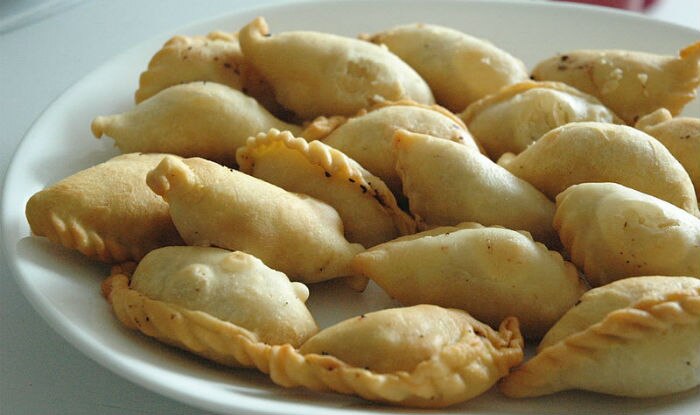 Diwali Karanji Recipe: How to Make Karanji At Home For Diwali This Year ...