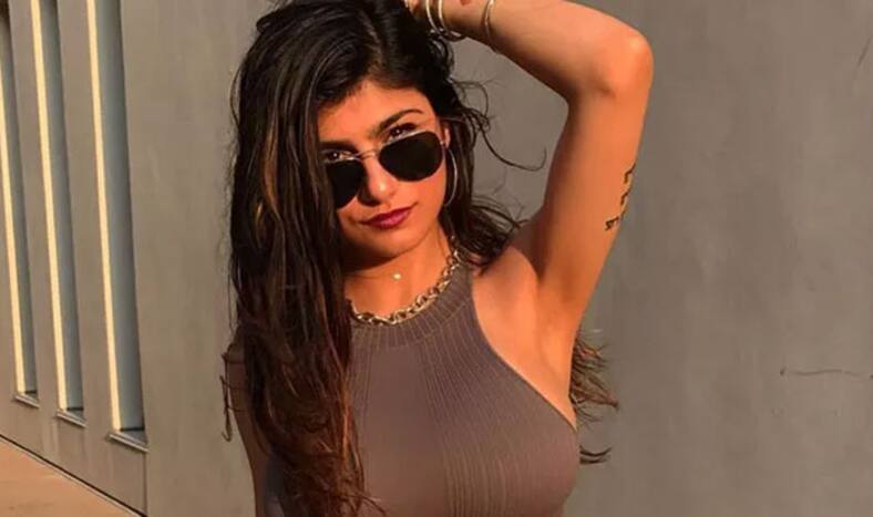 porn star mia khalifa share her photoshop image with mother mary ...