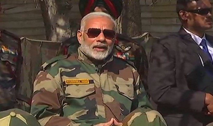 PM Modi celebrates Diwali with Army Jawan In Jammu and Kashmir | पीएम ...