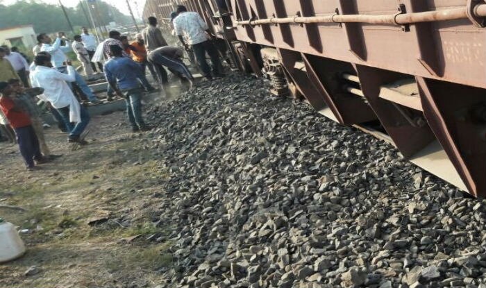 Goods Train Derails in Madhya Pradesh; Damoh-Katni Rail Route Affected ...