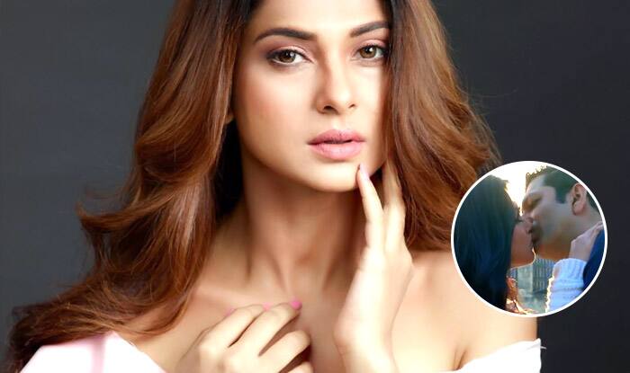 Jennifer Winget’s Kissing Scene From Phir Se Goes Viral, Twitterati ...