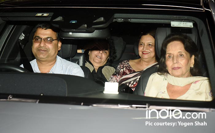 Akshay Kumar, Twinkle Khanna And Family At The ‘PadMan’ Screening ...