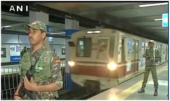 Kolkata: Bomb Recovered From Subhas Sarovar Under Construction Metro ...