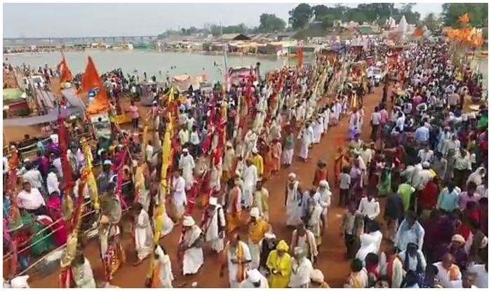 chhattisgarh rajim kumbh mela commenced with holy bath | छत्तीसगढ़ ...
