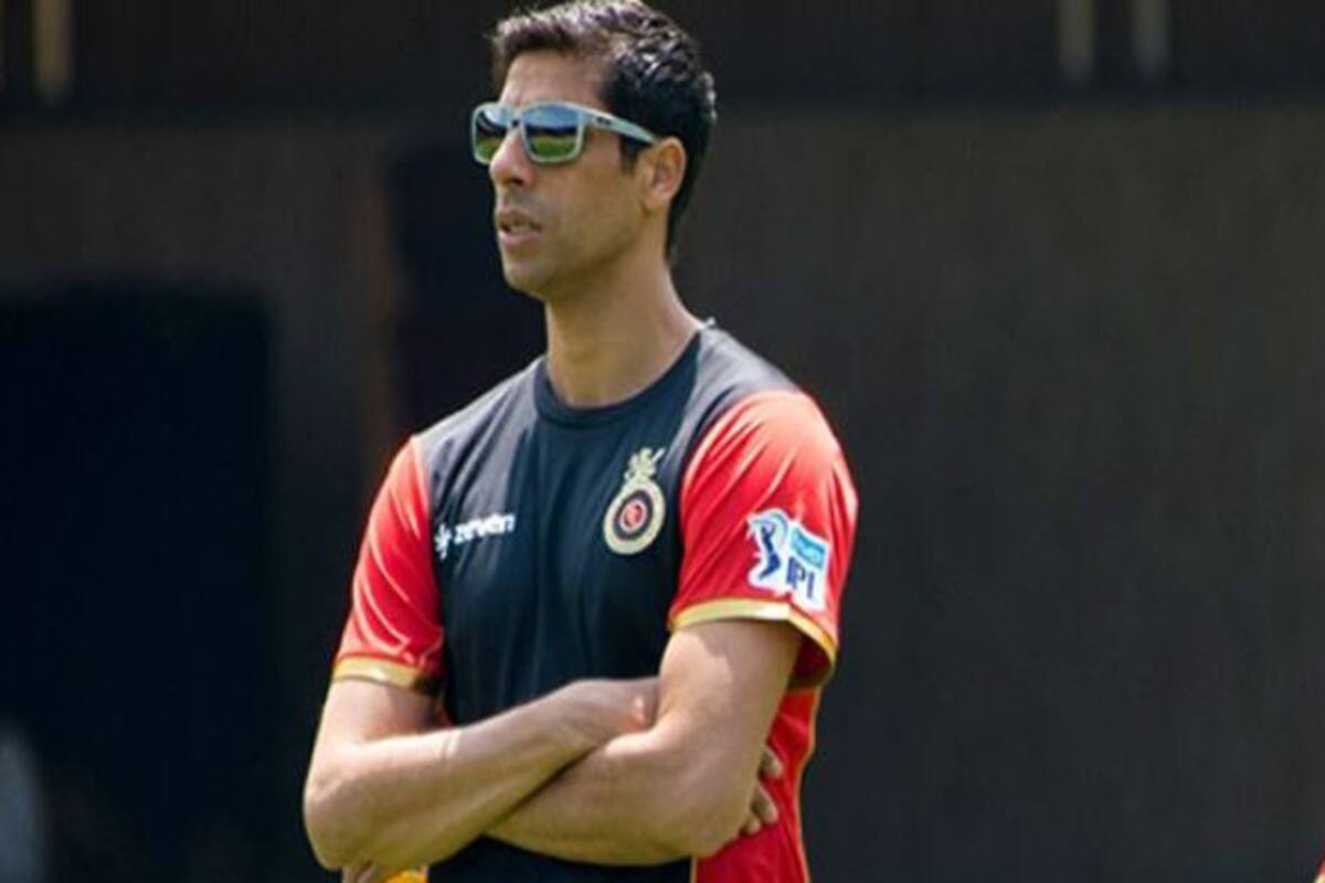Nehra And His Wife