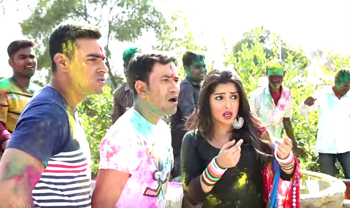 Holi Mein GST Jor Ke: Dinesh Lal Yadav aka Nirahua and Amrapali Dubey’s Bhojpuri Song Crosses 13 ...