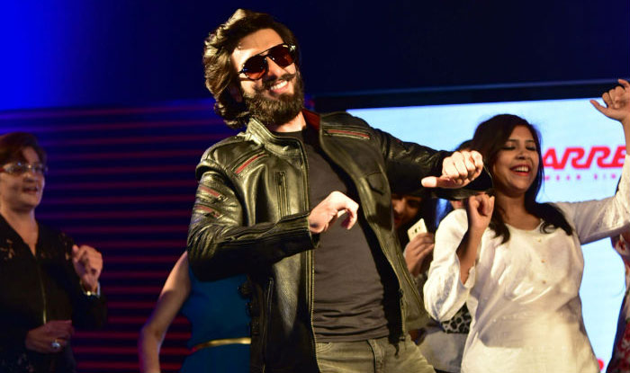 Ranveer Singh Flaunts Ripped Body Giving Us A Glimpse Into What To ...