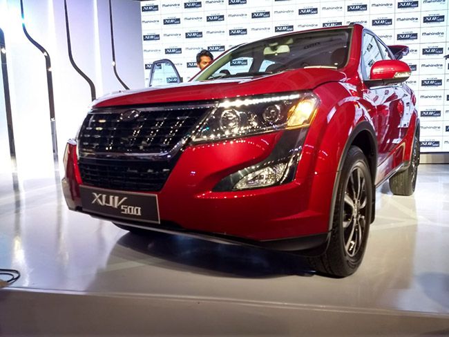 Mahindra Launches Refreshed XUV 500; Price, Mileage, Features ...