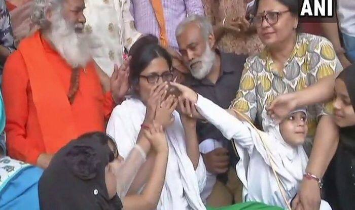 Cabinet Approves Death Penalty For Child Rapists; DCW Chief Swati ... Cabinet Approves Death Penalty For Child Rapists; DCW Chief Swati ...