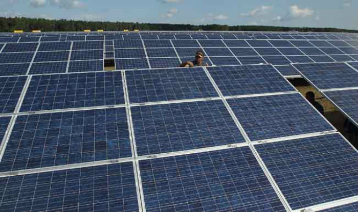 Indian Railways Sets up Solar Panels at Railway Stations Across Country ...