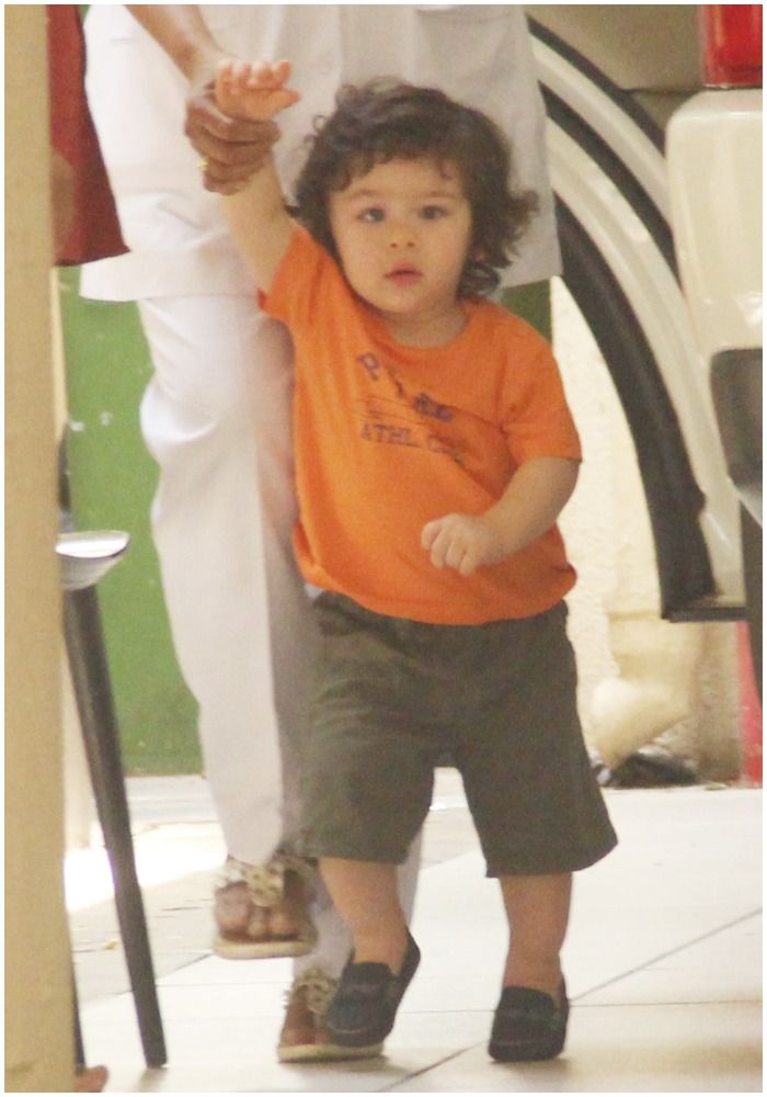 Taimur Is Done With Just Posing, He Now Wants To Talk To The Paparazzi ...