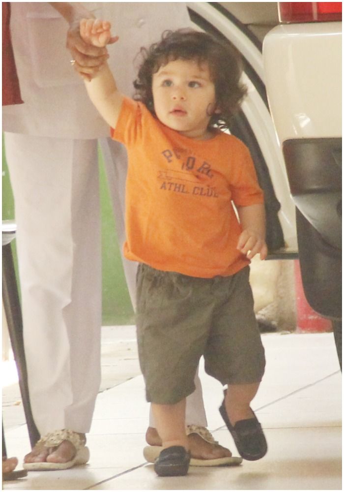 Taimur Is Done With Just Posing, He Now Wants To Talk To The Paparazzi ...