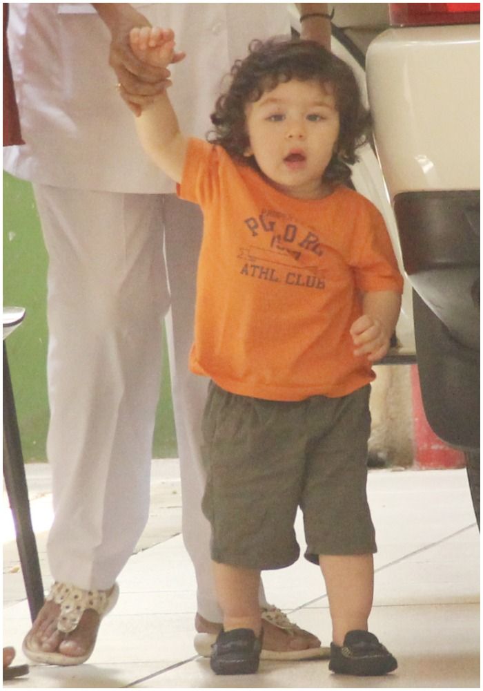 Taimur Is Done With Just Posing, He Now Wants To Talk To The Paparazzi ...