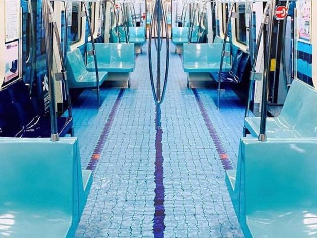 Taipei Metro Train Car Now Has A Swimming Pool And People Are Loving It ...