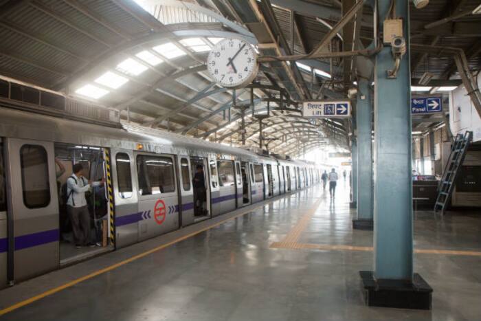 Delhi Metro Violet Line Services Between Nehru Place And Badarpur ...