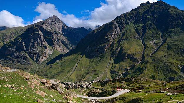 How to reach Keylong: A dreamy hill station in Himachal | India.com