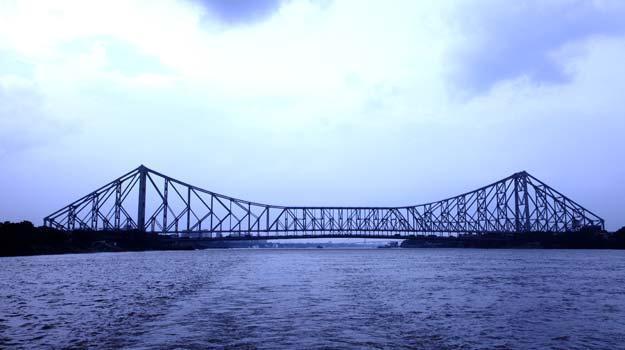 Here Are 9 Interesting Facts About Howrah Bridge You Should Read About!
