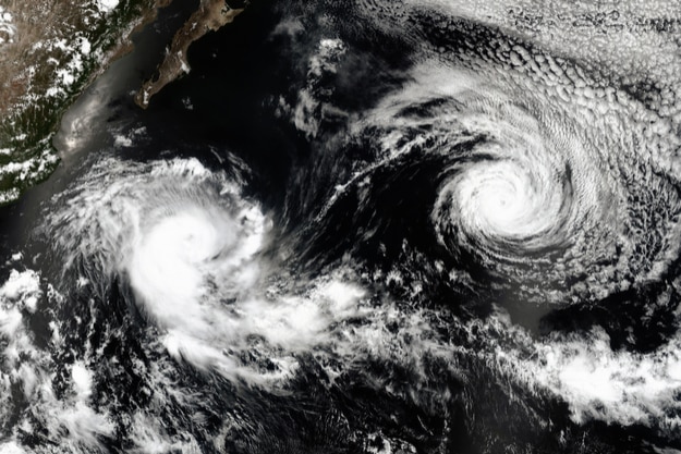 Cyclone Ockhi December 6 Update: Surat, Mumbai in the Clear | India.com