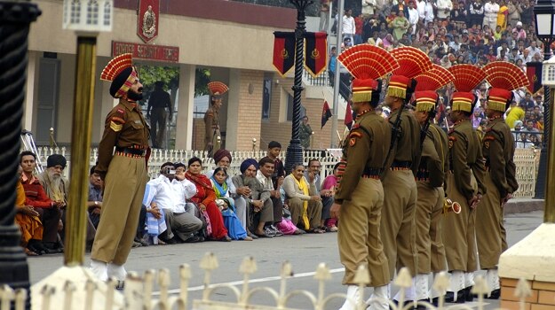 This Wagah Border Parade video will fill you with patriotism | India.com