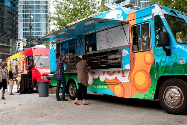 5 food trucks in Pune you should try for a delicious bite | India.com
