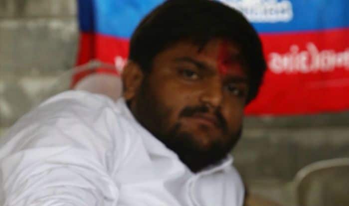 Watch | Scuffle Breaks Out at Hardik Patel’s Public Meet in Ahmedabad ...