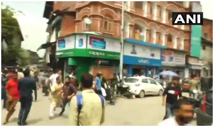 Srinagar receives first snowfall of the season ending dry spell. VIEW ...