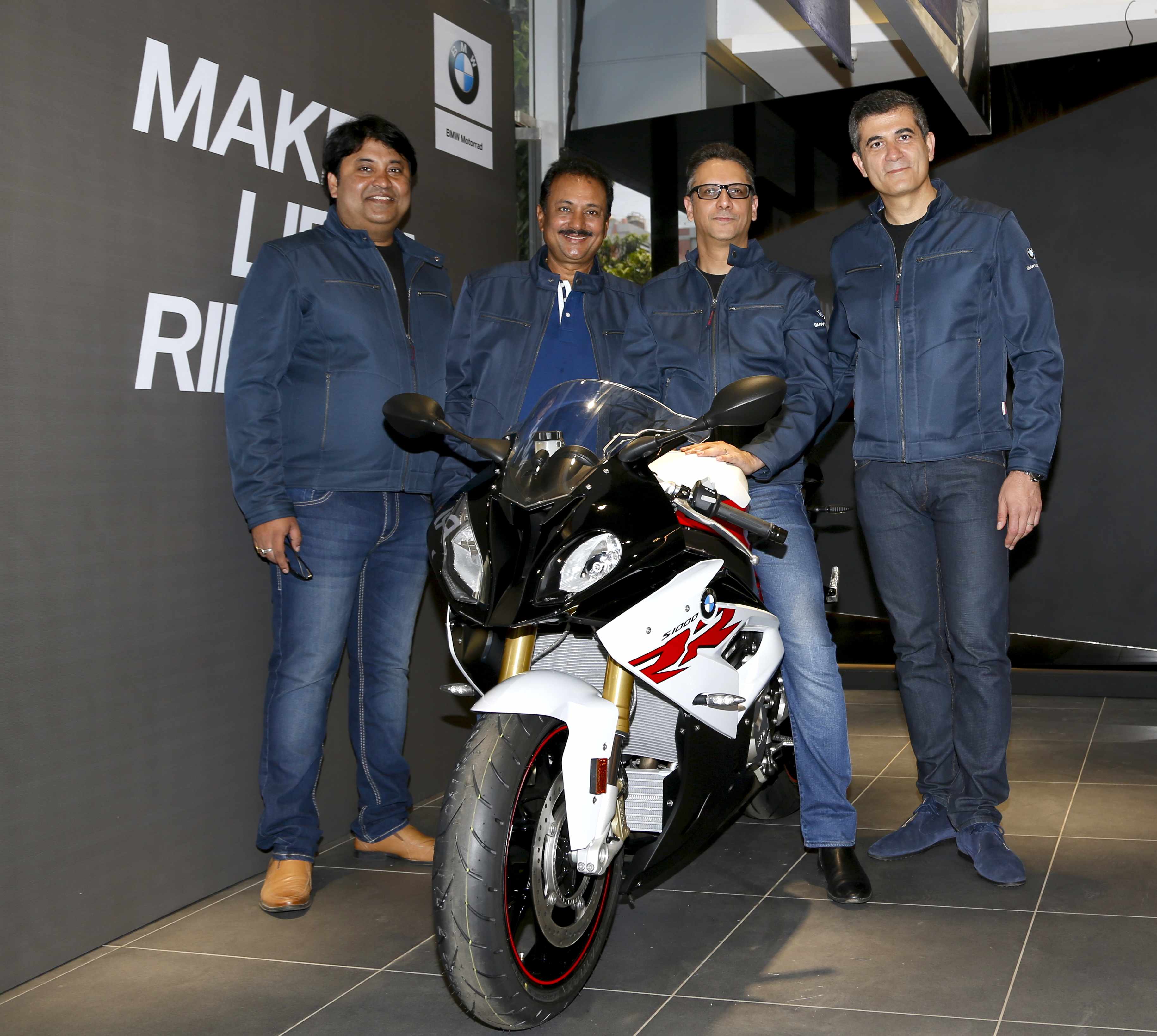 BMW Motorrad opens new dealership in Ahmedabad under Navnit Motors ...
