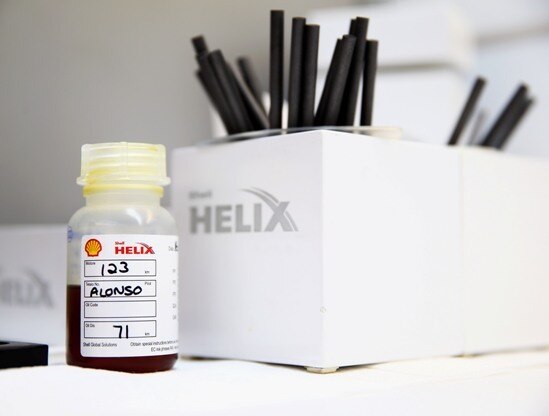 Shell organizes trackside laboratory tour at the 2013 Indian Grand Prix ...