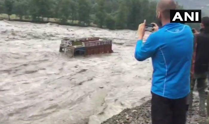 Himachal Pradesh: Truck Washes Away as Beas River Floods Districts ...