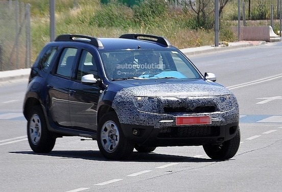 Renault Duster facelift spotted in Spain | India.com