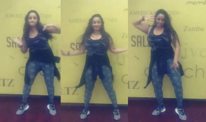 Bhojpuri Bombshell Rani Chatterjee Flaunts Her Sexy Thumkas on Sapna ...